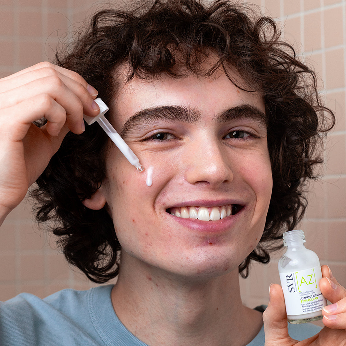 [SEBIACLEAR] Ampoule Flash - Siero anti-imperfezioni - SVR
